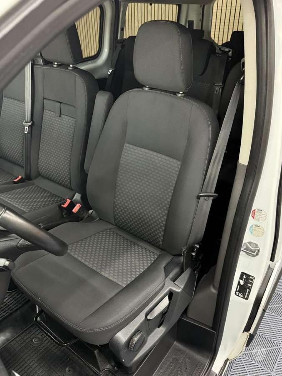 Balts Ford Transit Custom 2021 Marijampole, ar dzinēja tilpumu 2.00 L un nobraukumu 158 tūkst. km par 15500 €, foto 14 vietnē AUTOMOTO.COM.LV