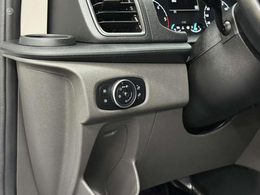 Balts Ford Transit Custom 2021 Marijampole, ar dzinēja tilpumu 2.00 L un nobraukumu 158 tūkst. km par 15500 €, foto 19 vietnē AUTOMOTO.COM.LV