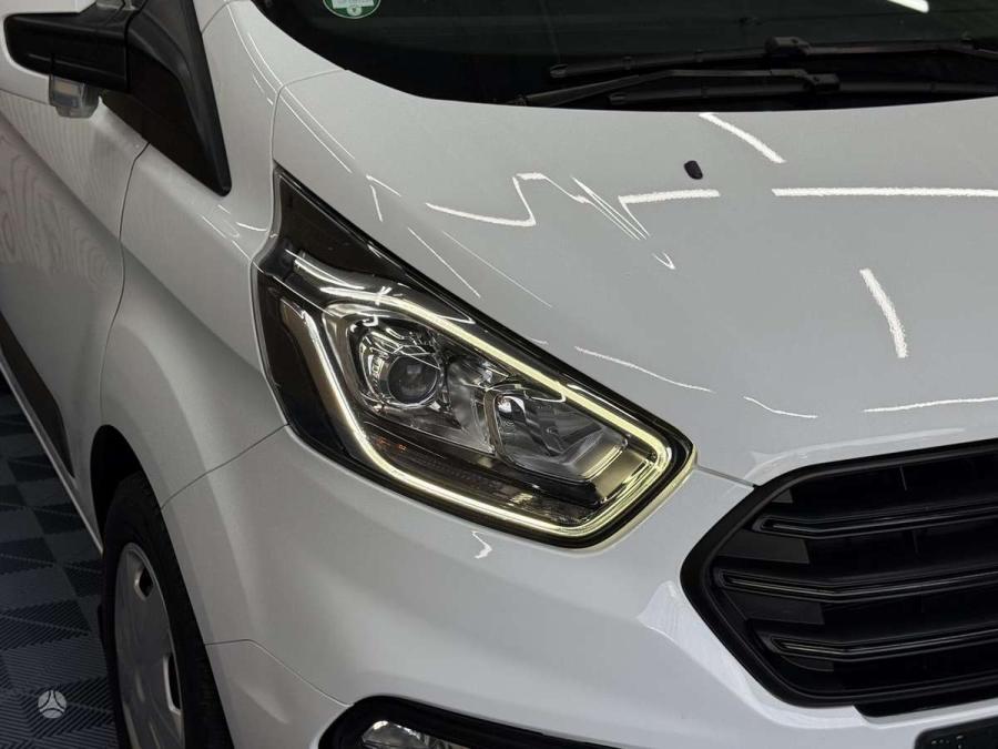 Balts Ford Transit Custom 2021 Marijampole, ar dzinēja tilpumu 2.00 L un nobraukumu 158 tūkst. km par 15500 €, foto 27 vietnē AUTOMOTO.COM.LV