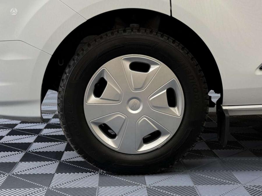 Balts Ford Transit Custom 2021 Marijampole, ar dzinēja tilpumu 2.00 L un nobraukumu 158 tūkst. km par 15500 €, foto 28 vietnē AUTOMOTO.COM.LV