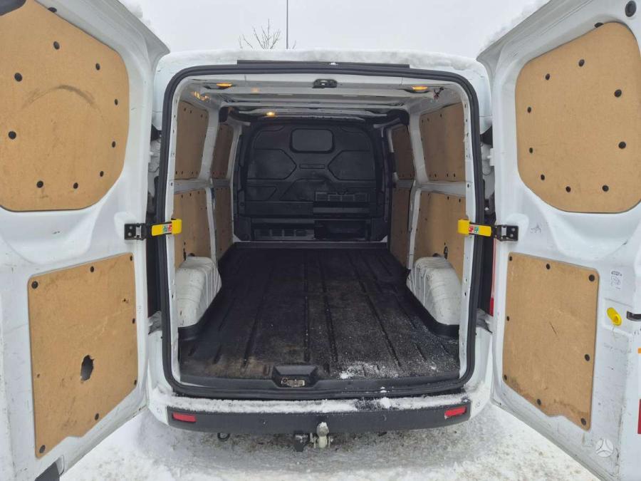 Balts Ford Transit Custom 2022 Viļņa, ar dzinēja tilpumu 2.00 L un nobraukumu 182 tūkst. km par 13900 €, foto 11 vietnē AUTOMOTO.COM.LV