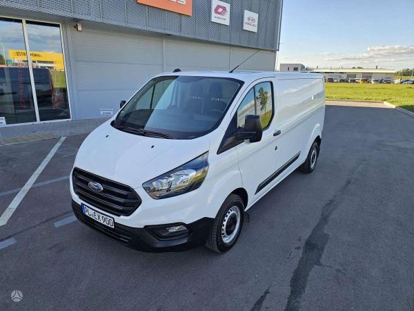 White Ford Transit Custom 2022 in Marijampole, with an engine capacity of 2.00 L and mileage of 205 thousand km for 10300 €, photo 1 on AUTOMOTO.COM.LV