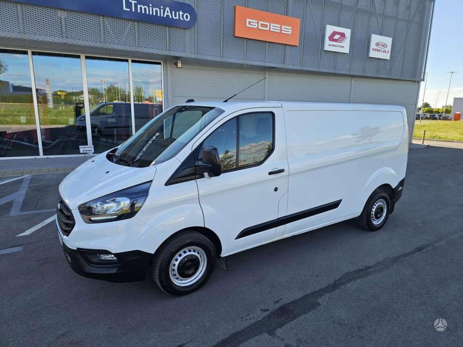 White Ford Transit Custom 2022 in Marijampole, with an engine capacity of 2.00 L and mileage of 205 thousand km for 10300 €, photo 6 on AUTOMOTO.COM.LV