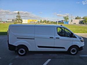 White Ford Transit Custom 2022 in Marijampole, with an engine capacity of 2.00 L and mileage of 205 thousand km for 10300 €, photo 12 on AUTOMOTO.COM.LV