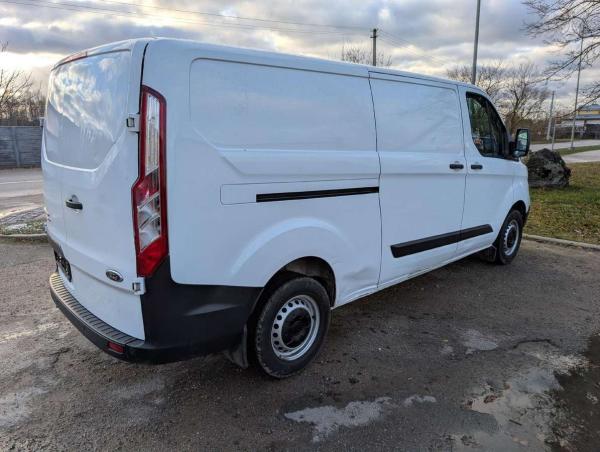 Balts Ford Transit Custom 2023 Panevēža, ar dzinēja tilpumu 2.00 L un nobraukumu 113 tūkst. km par 12900 €, foto 5 vietnē AUTOMOTO.COM.LV