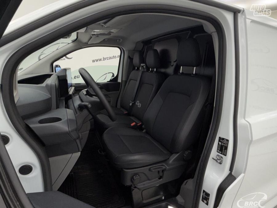 Balts Ford Transit Custom 2024 Avižieniai, ar dzinēja tilpumu 2.00 L un nobraukumu 27 tūkst. km par 30900 €, foto 23 vietnē AUTOMOTO.COM.LV