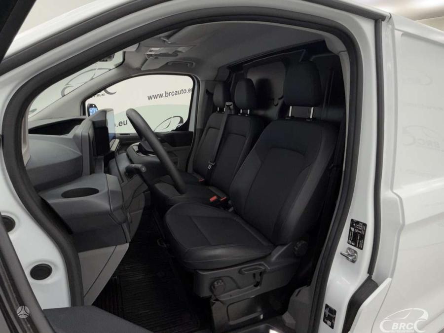 Balts Ford Transit Custom 2024 Viļņa, ar dzinēja tilpumu 2.00 L un nobraukumu 27 tūkst. km par 27900 €, foto 24 vietnē AUTOMOTO.COM.LV