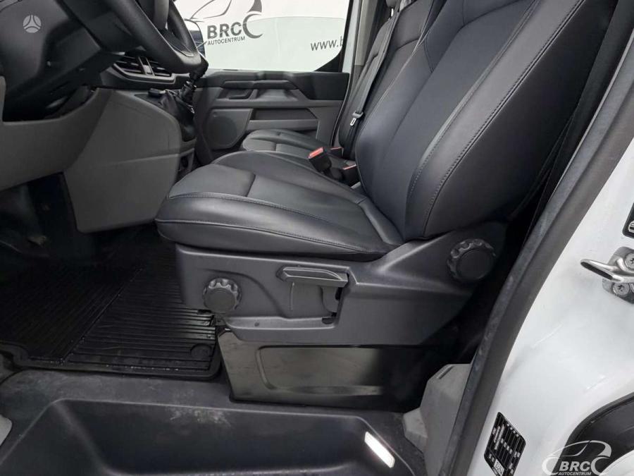 Balts Ford Transit Custom 2024 Viļņa, ar dzinēja tilpumu 2.00 L un nobraukumu 27 tūkst. km par 27900 €, foto 25 vietnē AUTOMOTO.COM.LV