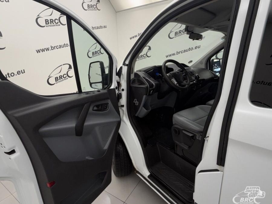 Balts Ford Transit Custom 2014 Avižieniai, ar dzinēja tilpumu 2.20 L un nobraukumu 275 tūkst. km par 6000 €, foto 21 vietnē AUTOMOTO.COM.LV