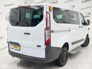 Balts Ford Transit Custom 2014 Avižieniai, ar dzinēja tilpumu 2.20 L un nobraukumu 275 tūkst. km par 6000 €, foto 37 vietnē AUTOMOTO.COM.LV