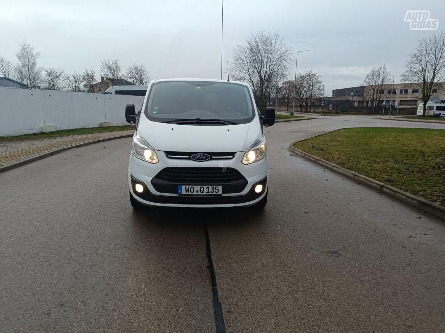 White Ford Transit Custom 2015 in Telschi, with an engine capacity of 2.20 L and mileage of 271 thousand km for 9200 €, photo 1 on AUTOMOTO.COM.LV
