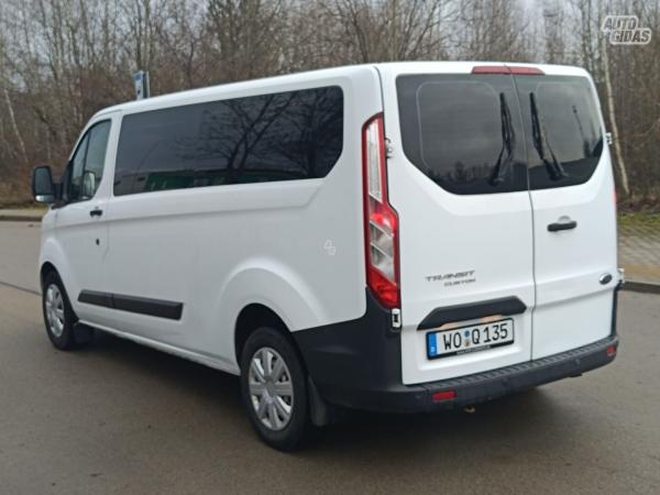 Balts Ford Transit Custom 2015 Telšiai, ar dzinēja tilpumu 2.20 L un nobraukumu 271 tūkst. km par 9200 €, foto 7 vietnē AUTOMOTO.COM.LV