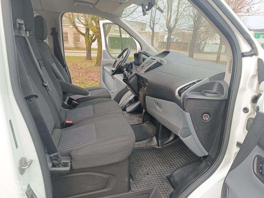 White Ford Transit Custom 2015 in Telschi, with an engine capacity of 2.20 L and mileage of 271 thousand km for 9200 €, photo 19 on AUTOMOTO.COM.LV