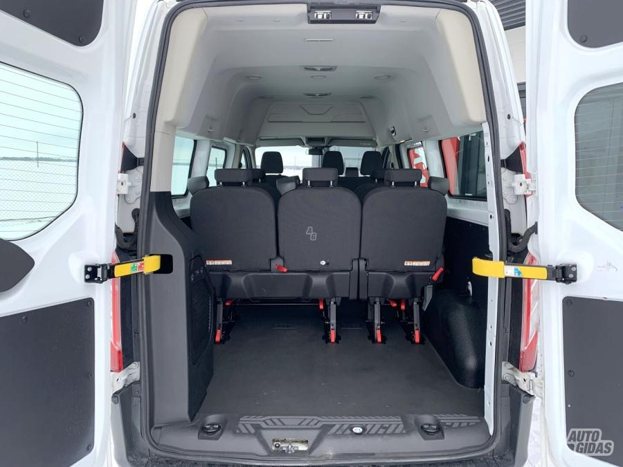 Balts Ford Transit Custom 2015 Kauņa, ar dzinēja tilpumu 2.20 L un nobraukumu 245 tūkst. km par 12499 €, foto 28 vietnē AUTOMOTO.COM.LV