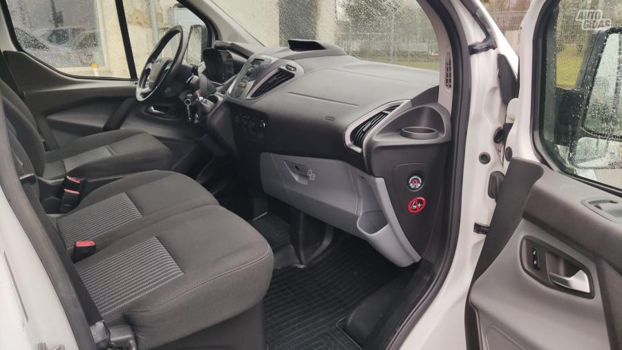 Balts Ford Transit Custom 2015 Klaipėda, ar dzinēja tilpumu 2.20 L un nobraukumu 170 tūkst. km par 11990 €, foto 17 vietnē AUTOMOTO.COM.LV