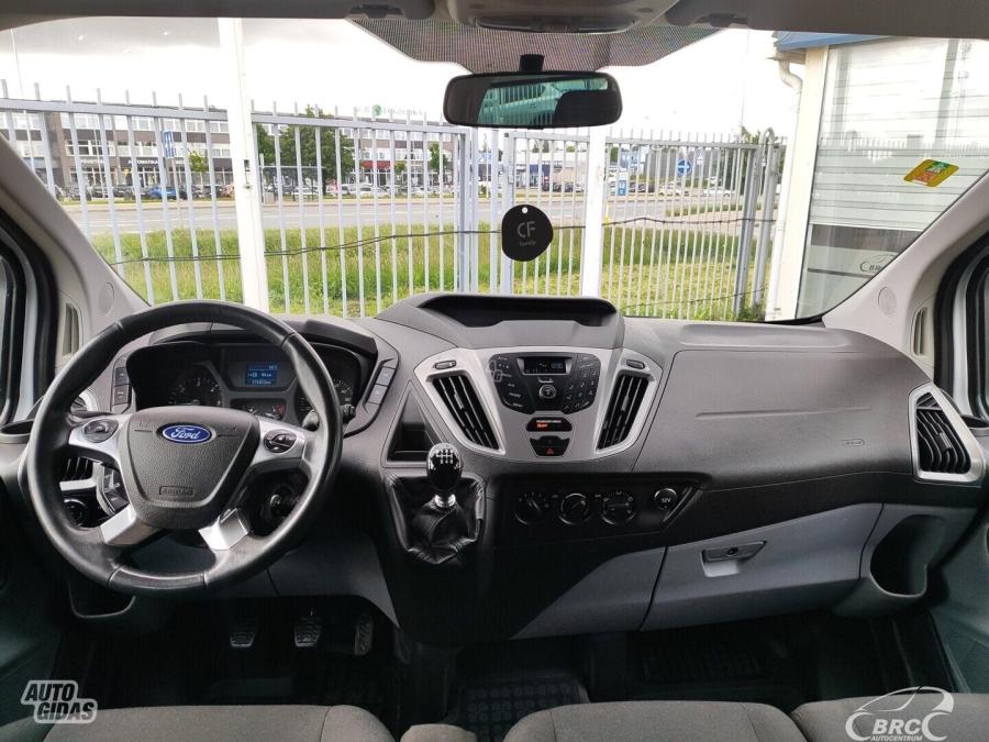 Balts Ford Transit Custom 2016 Avižieniai, ar dzinēja tilpumu 2.20 L un nobraukumu 272 tūkst. km par 11000 €, foto 4 vietnē AUTOMOTO.COM.LV