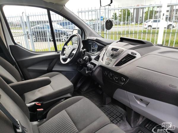 White Ford Transit Custom 2016 in Avizieniai, with an engine capacity of 2.20 L and mileage of 272 thousand km for 11000 €, photo 8 on AUTOMOTO.COM.LV