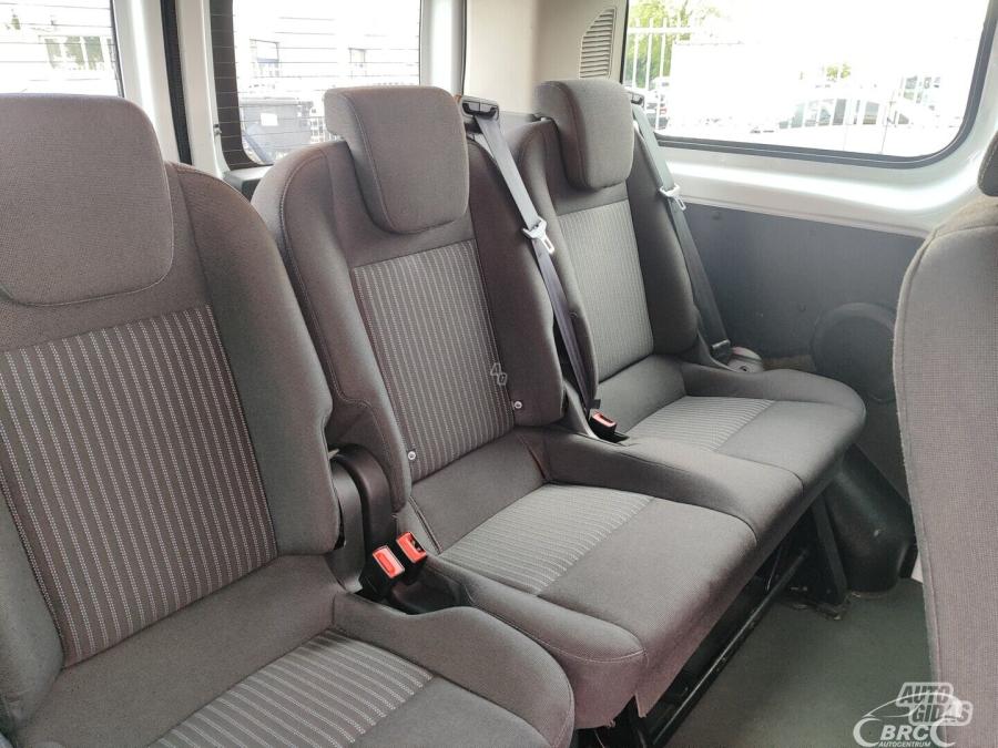Balts Ford Transit Custom 2016 Avižieniai, ar dzinēja tilpumu 2.20 L un nobraukumu 272 tūkst. km par 11000 €, foto 11 vietnē AUTOMOTO.COM.LV