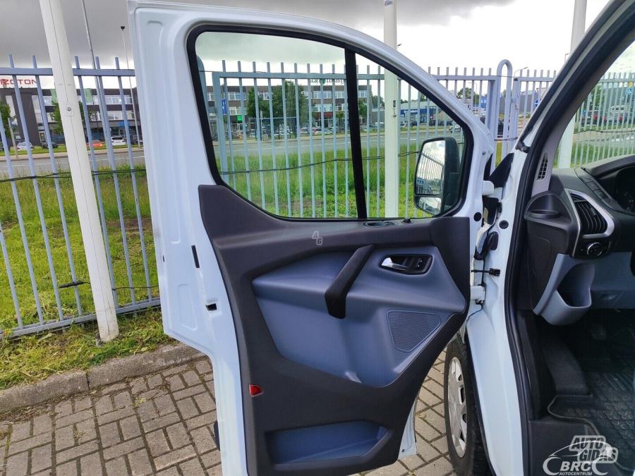 Balts Ford Transit Custom 2016 Avižieniai, ar dzinēja tilpumu 2.20 L un nobraukumu 272 tūkst. km par 11000 €, foto 14 vietnē AUTOMOTO.COM.LV