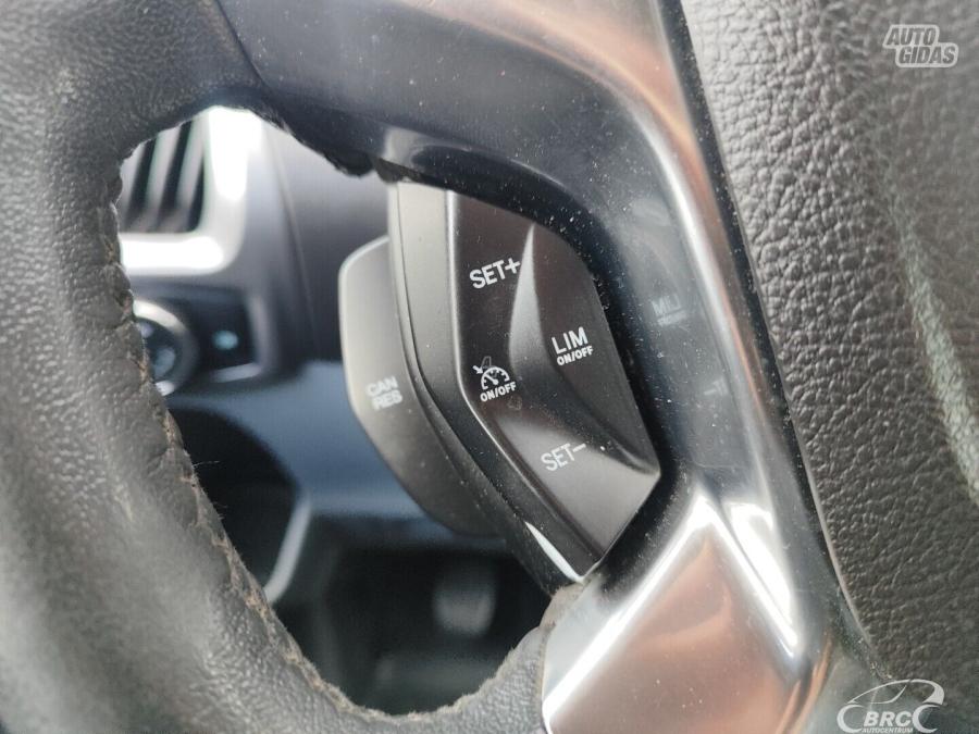 Balts Ford Transit Custom 2016 Avižieniai, ar dzinēja tilpumu 2.20 L un nobraukumu 272 tūkst. km par 11000 €, foto 18 vietnē AUTOMOTO.COM.LV