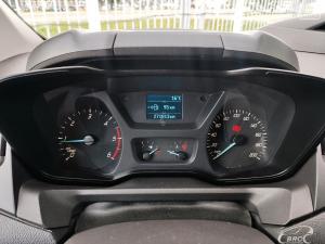 Balts Ford Transit Custom 2016 Avižieniai, ar dzinēja tilpumu 2.20 L un nobraukumu 272 tūkst. km par 11000 €, foto 21 vietnē AUTOMOTO.COM.LV