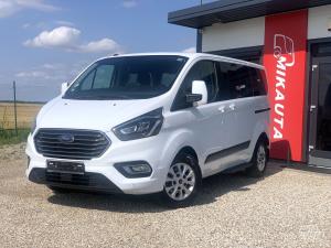 White Ford Transit Custom 2018 in Kaunas, with an engine capacity of 2.00 L and mileage of 192 thousand km for 17999 €, photo  on AUTOMOTO.COM.LV