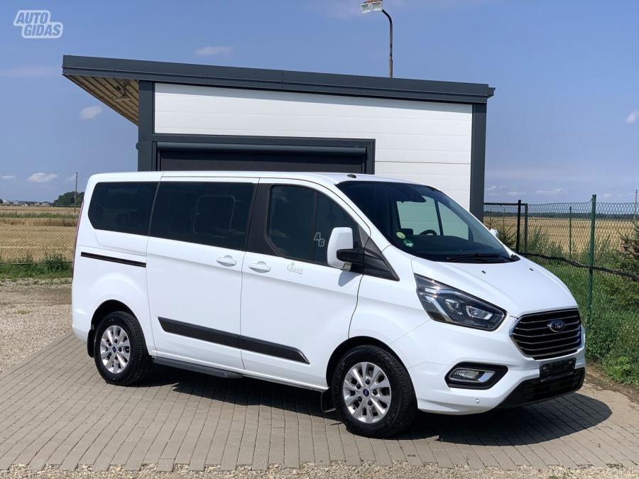 White Ford Transit Custom 2018 in Kaunas, with an engine capacity of 2.00 L and mileage of 192 thousand km for 17999 €, photo 3 on AUTOMOTO.COM.LV