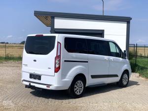 White Ford Transit Custom 2018 in Kaunas, with an engine capacity of 2.00 L and mileage of 192 thousand km for 17999 €, photo 6 on AUTOMOTO.COM.LV