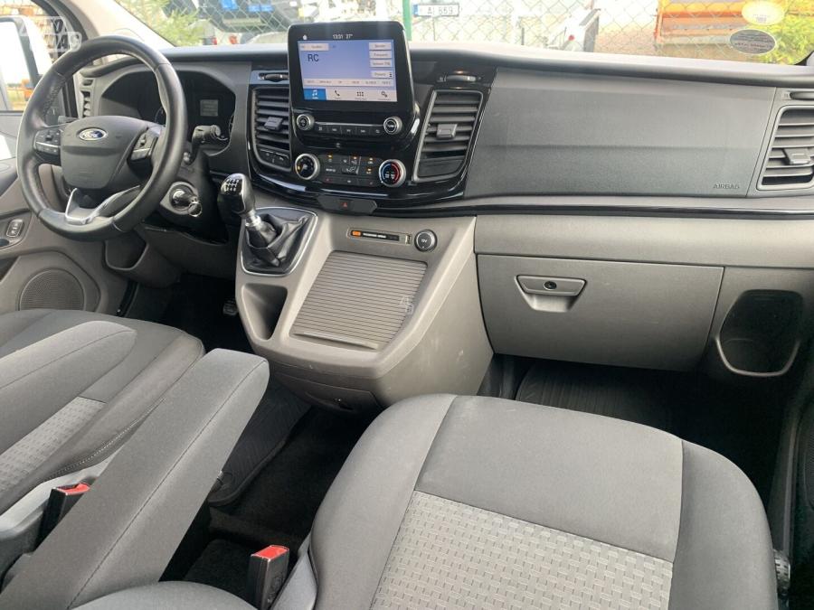 White Ford Transit Custom 2018 in Kaunas, with an engine capacity of 2.00 L and mileage of 192 thousand km for 17999 €, photo 13 on AUTOMOTO.COM.LV
