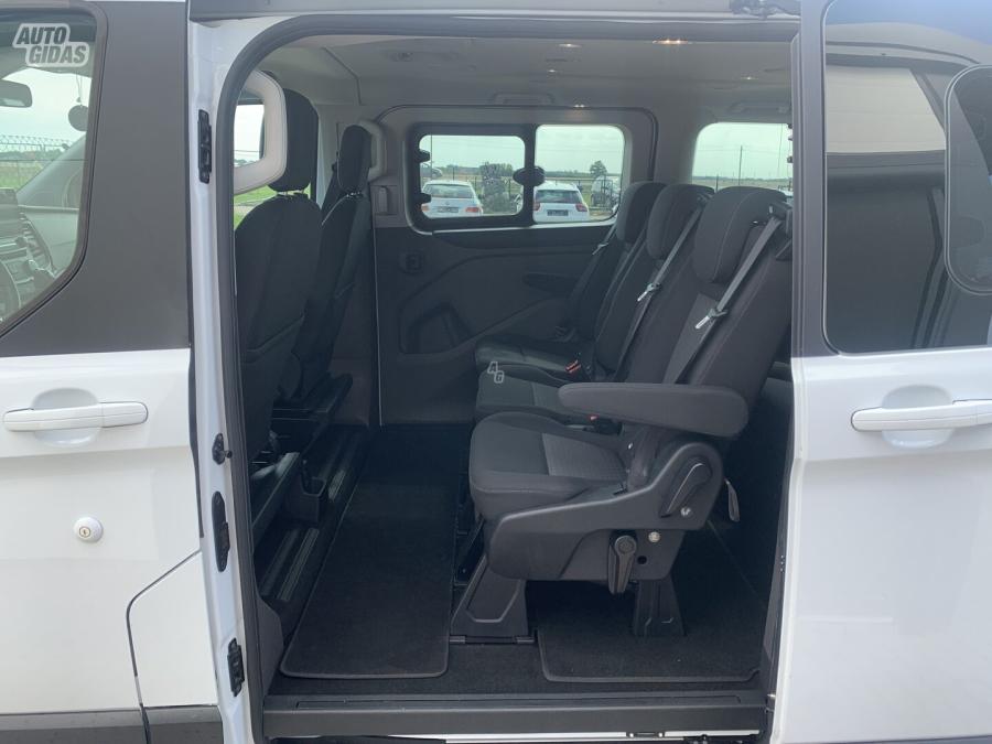 White Ford Transit Custom 2018 in Kaunas, with an engine capacity of 2.00 L and mileage of 192 thousand km for 17999 €, photo 29 on AUTOMOTO.COM.LV