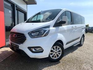 White Ford Transit Custom 2018 in Kaunas, with an engine capacity of 2.00 L and mileage of 192 thousand km for 17999 €, photo 34 on AUTOMOTO.COM.LV