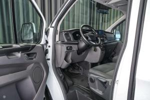 White Ford Transit Custom 2019 in Marijampole, with an engine capacity of 2.00 L and mileage of 142 thousand km for 13750 €, photo 14 on AUTOMOTO.COM.LV