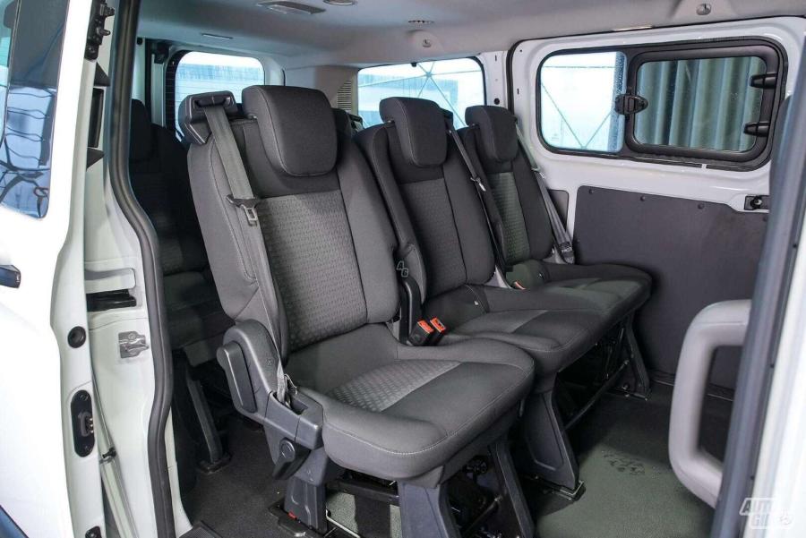 White Ford Transit Custom 2019 in Marijampole, with an engine capacity of 2.00 L and mileage of 142 thousand km for 13750 €, photo 26 on AUTOMOTO.COM.LV