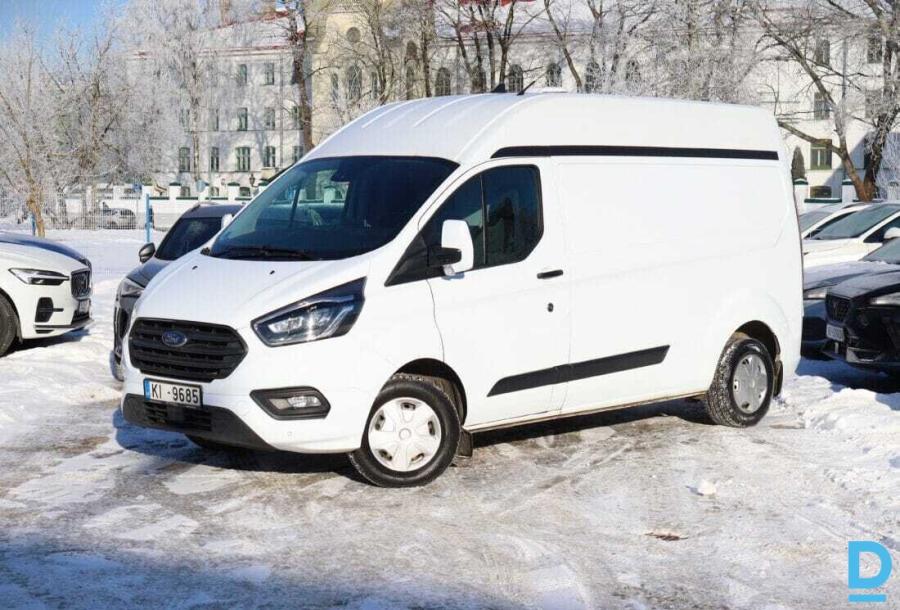 Balts Ford Transit Custom 2021 Rīga, ar dzinēja tilpumu 2.00 L un nobraukumu 112 tūkst. km par 16000 €, foto 1 vietnē AUTOMOTO.COM.LV