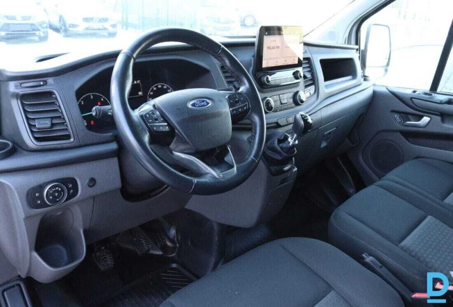 Balts Ford Transit Custom 2021 Rīga, ar dzinēja tilpumu 2.00 L un nobraukumu 112 tūkst. km par 16000 €, foto 5 vietnē AUTOMOTO.COM.LV