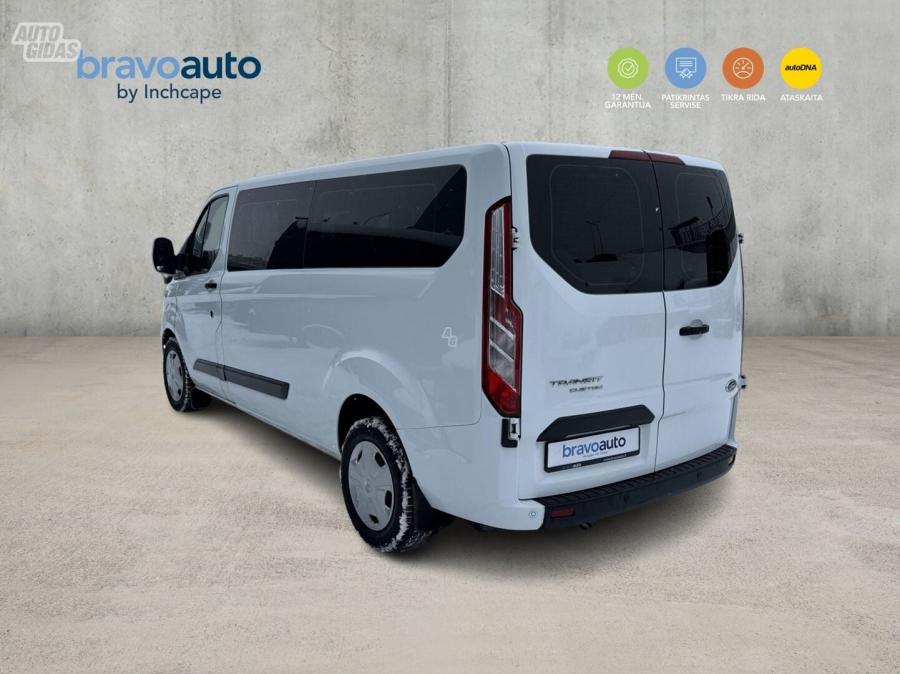 White Ford Transit Custom 2023 in Vilnius, with an engine capacity of 2.00 L and mileage of 132 thousand km for 25500 €, photo 5 on AUTOMOTO.COM.LV