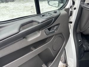 White Ford Transit Custom 2023 in Vilnius, with an engine capacity of 2.00 L and mileage of 132 thousand km for 25500 €, photo 11 on AUTOMOTO.COM.LV