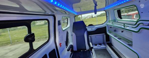 Ford Transit Custom 2015 Tauragė vietnē Balts Ford Transit Custom 2015 Tauragė, ar dzinēja tilpumu 2.20 L un nobraukumu 450 tūkst. km par 5800 €, foto 3 vietnē AUTOMOTO.COM.LV
