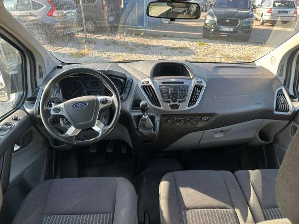 Ford Transit Custom 2017 Kauņa vietnē Balts Ford Transit Custom 2017 Kauņa, ar dzinēja tilpumu 2.00 L un nobraukumu 360 tūkst. km par 8350 €, foto 6 vietnē AUTOMOTO.COM.LV