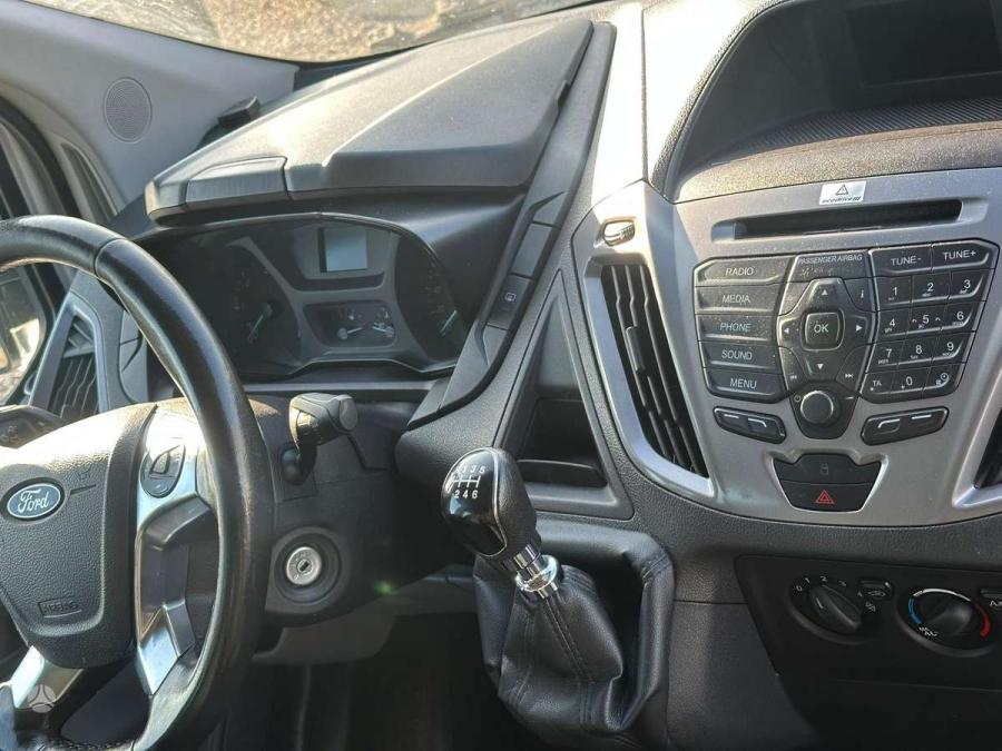 Balts Ford Transit Custom 2017 Kauņa, ar dzinēja tilpumu 2.00 L un nobraukumu 360 tūkst. km par 8350 €, foto 8 vietnē AUTOMOTO.COM.LV