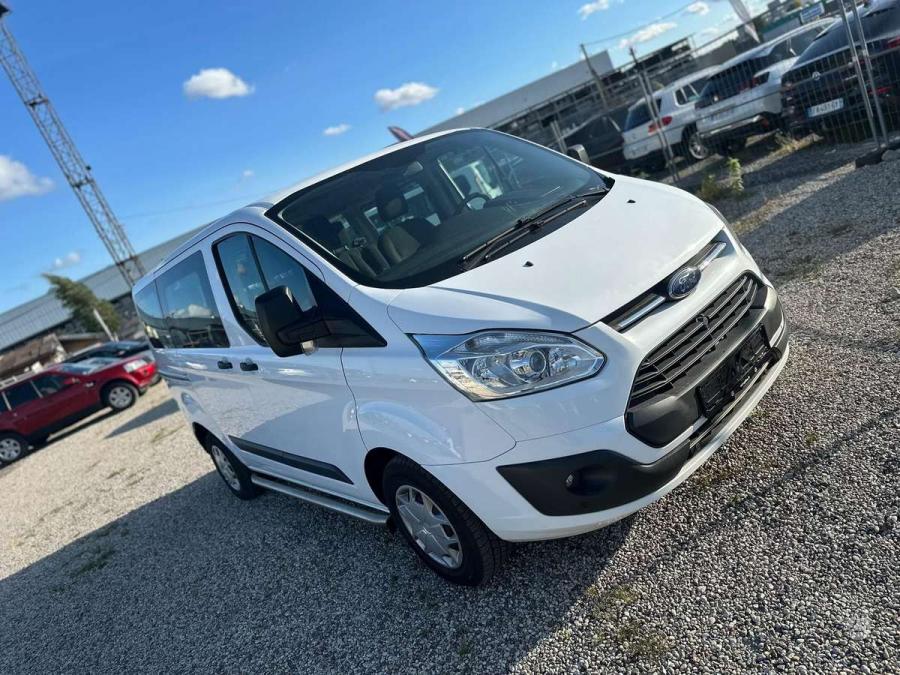 Balts Ford Transit Custom 2017 Kauņa, ar dzinēja tilpumu 2.00 L un nobraukumu 360 tūkst. km par 8350 €, foto 17 vietnē AUTOMOTO.COM.LV