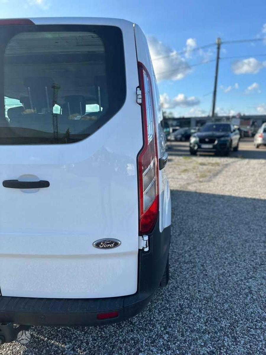 Balts Ford Transit Custom 2017 Kauņa, ar dzinēja tilpumu 2.00 L un nobraukumu 360 tūkst. km par 8350 €, foto 18 vietnē AUTOMOTO.COM.LV