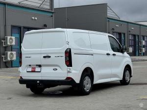 White Ford Transit Custom 2024 in Kaunas, with an engine capacity of 2.00 L and mileage of 20 thousand km for 27300 €, photo 5 on AUTOMOTO.COM.LV
