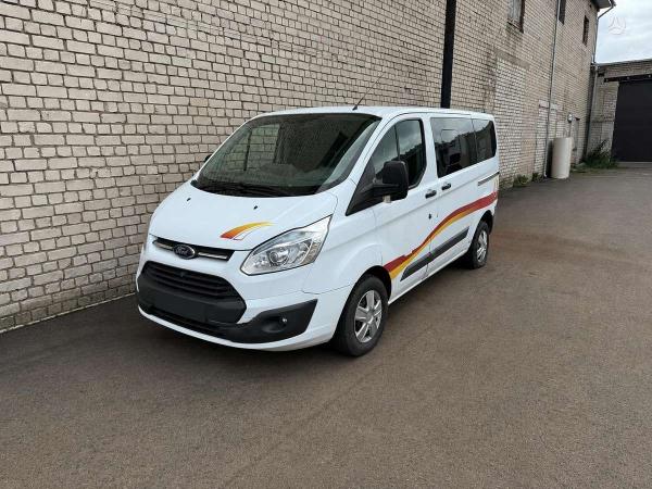 White Ford Transit Custom 2016 in Taurage, with an engine capacity of 2.20 L and mileage of 270 thousand km for 3700 €, photo 1 on AUTOMOTO.COM.LV