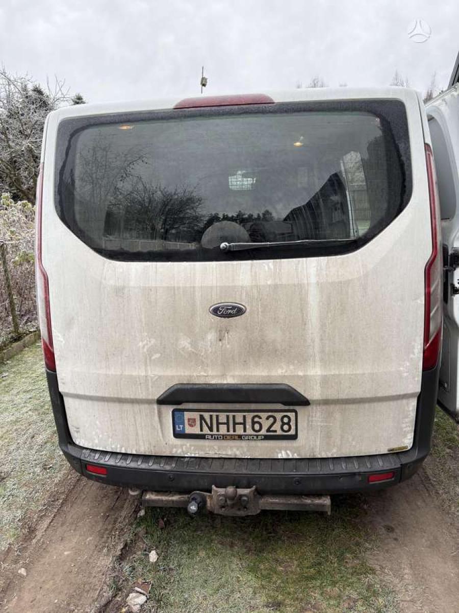Balts Ford Transit Custom 2016 Kazlų Rūda, ar dzinēja tilpumu 2.20 L un nobraukumu 171 tūkst. km par 6000 €, foto 3 vietnē AUTOMOTO.COM.LV
