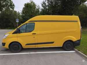Yellow Ford Transit Custom 2016 in Siauliai, with an engine capacity of 2.20 L and mileage of 282 thousand km for 7000 €, photo 5 on AUTOMOTO.COM.LV