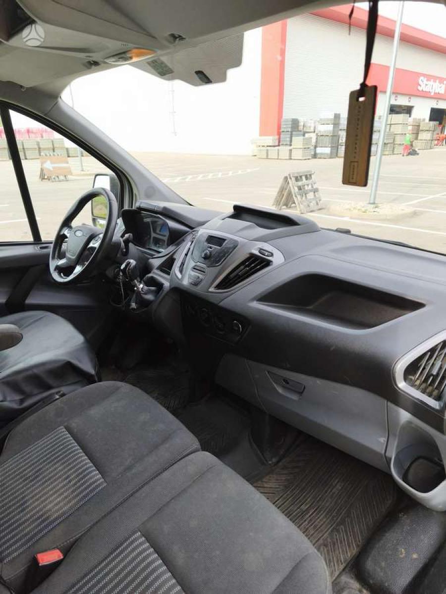 Yellow Ford Transit Custom 2016 in Siauliai, with an engine capacity of 2.20 L and mileage of 282 thousand km for 7000 €, photo 13 on AUTOMOTO.COM.LV
