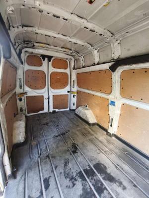 Yellow Ford Transit Custom 2016 in Siauliai, with an engine capacity of 2.20 L and mileage of 282 thousand km for 7000 €, photo 17 on AUTOMOTO.COM.LV