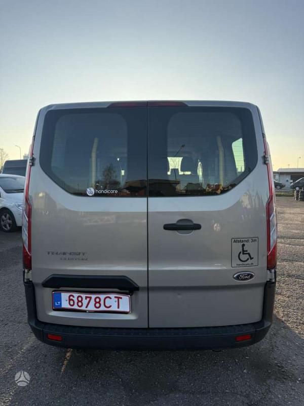Yellow Ford Transit Custom 2017 in Klaipeda, with an engine capacity of 2.00 L and mileage of 103 thousand km for 11900 €, photo 6 on AUTOMOTO.COM.LV