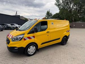 Yellow Ford Transit Custom 2022 in Kaunas, with an engine capacity of 2.00 L and mileage of 262 thousand km for 8750 €, photo 10 on AUTOMOTO.COM.LV